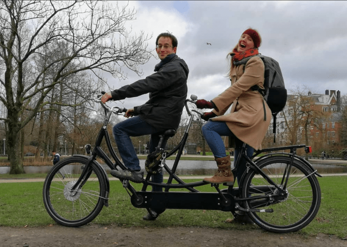 Kids Tandem Bike Rental in Amsterdam - Black Bikes